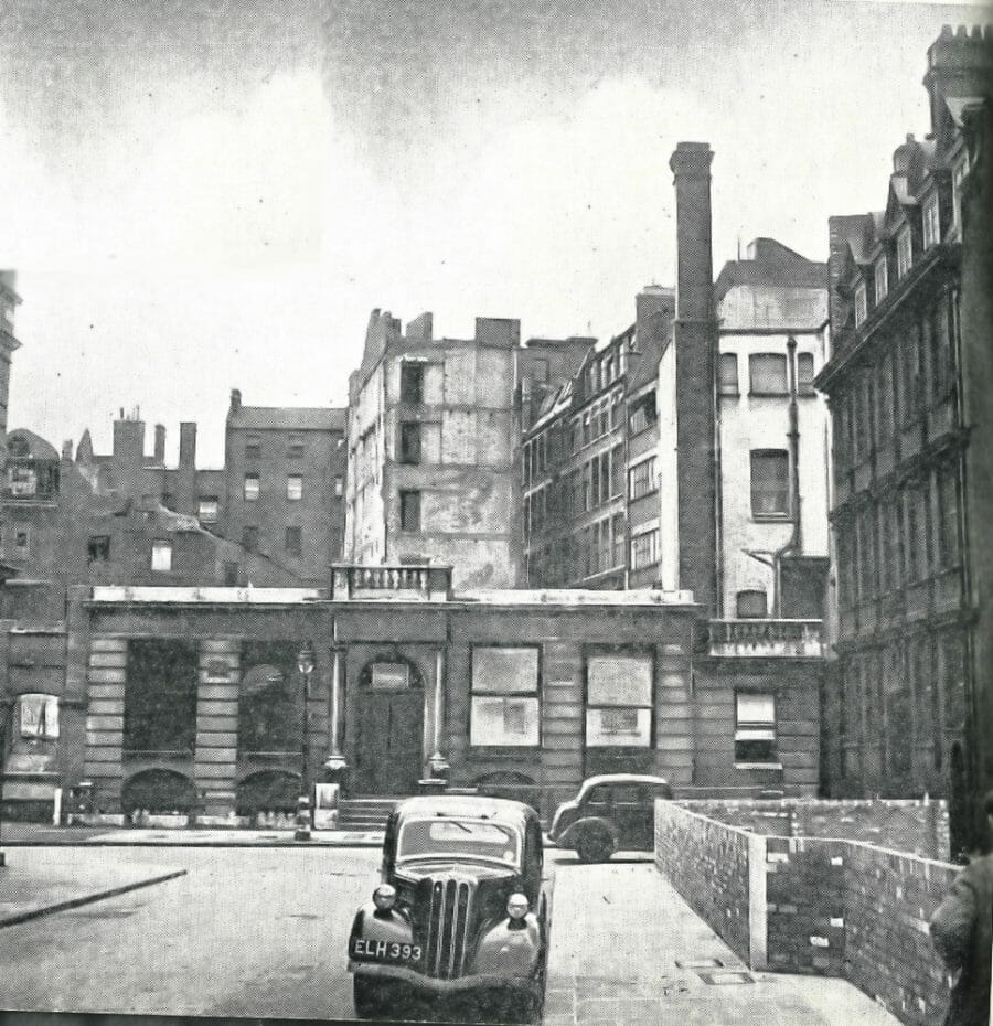 The Blitz in East London - Your WW2 Stories From History