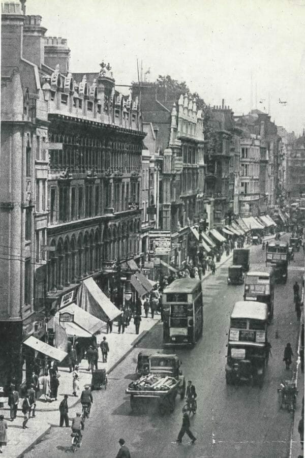 Saddlers Hall Cheapside London. Historic WW2 Photos